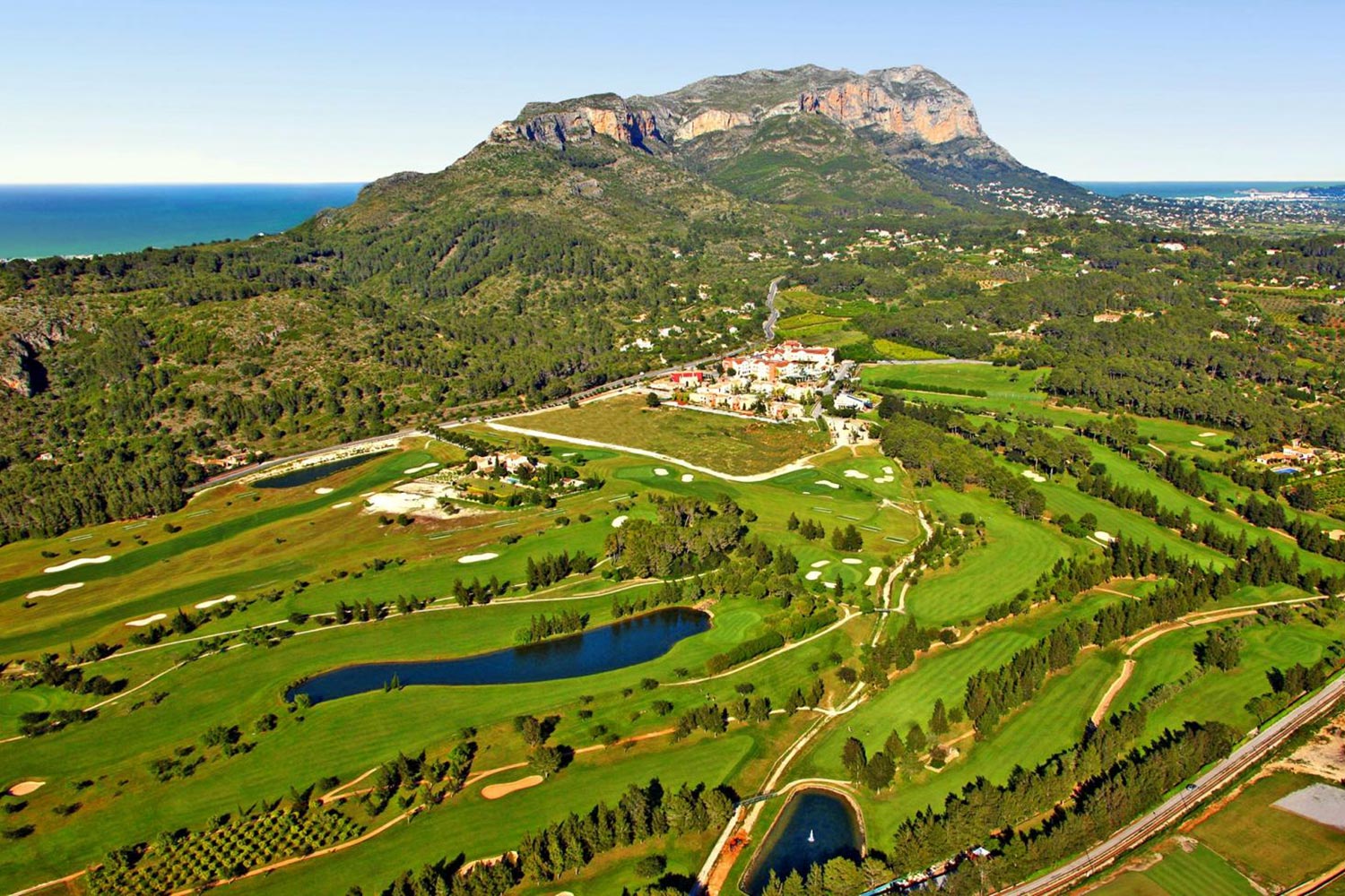LA SELLA GOLF - Smart Golf Travel